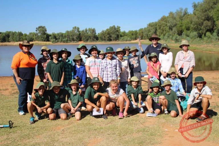 School students test the water at the Newey Reserve – The Cobar Weekly
