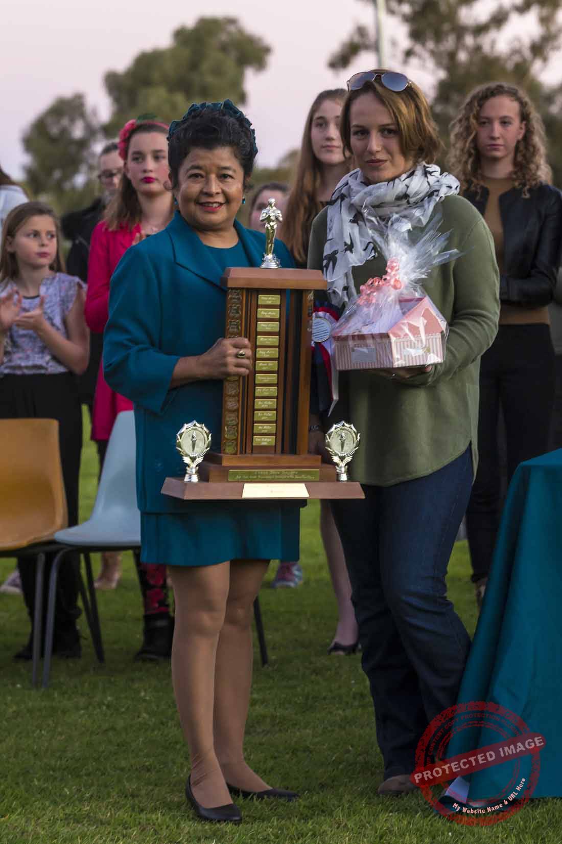 Long held showgirl tradition continues – The Cobar Weekly
